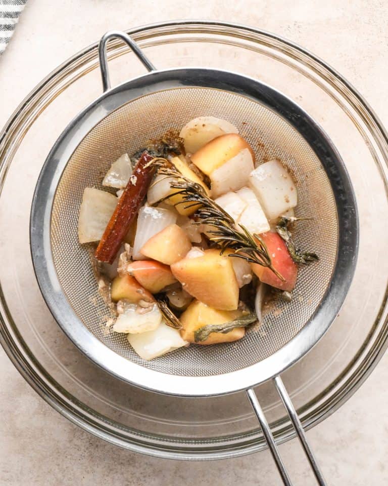 Turkey Gravy Recipe From Drippings - JoyFoodSunshine