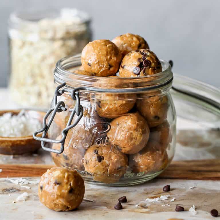 Peanut Butter Protein Balls (Energy Balls) - JoyFoodSunshine