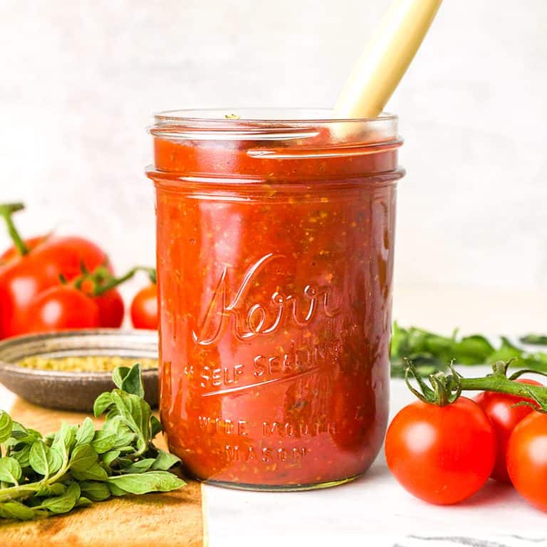 Easy Homemade Pizza Sauce Recipe (5- Minutes) - JoyFoodSunshine