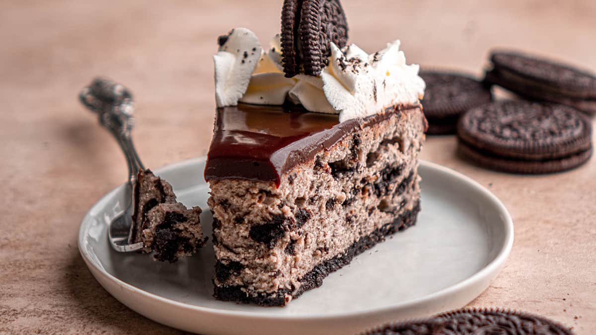 Oreo Cheesecake - JoyFoodSunshine
