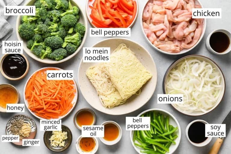 Chicken Lo Mein - JoyFoodSunshine