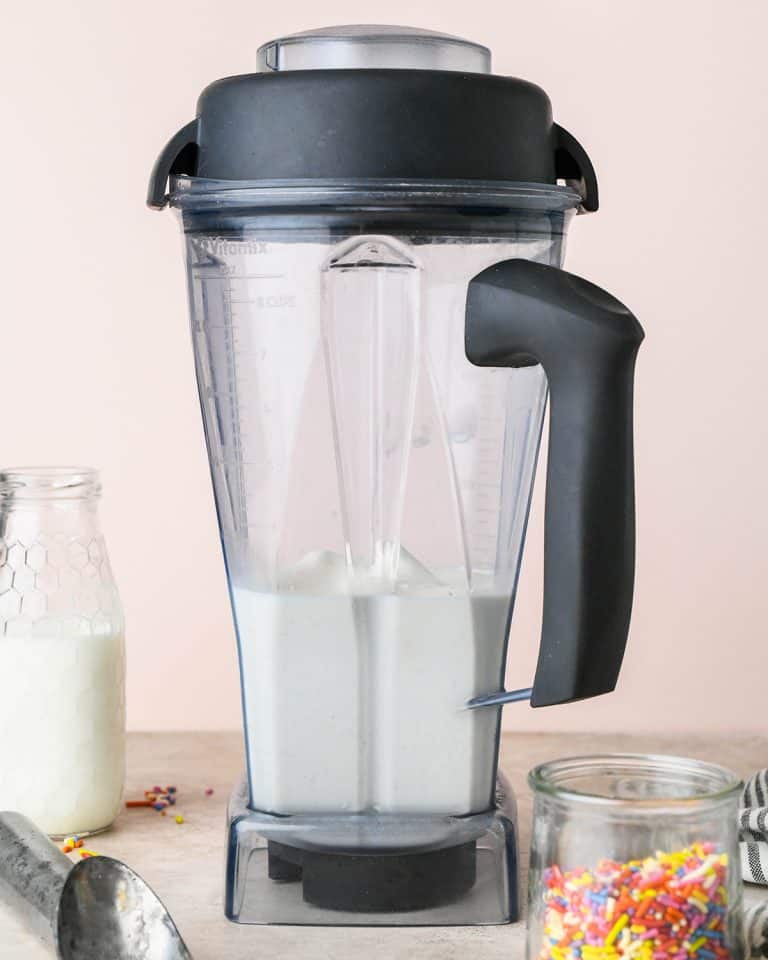 Vanilla Milkshake - JoyFoodSunshine