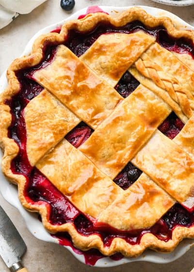 Mixed Berry Pie - JoyFoodSunshine