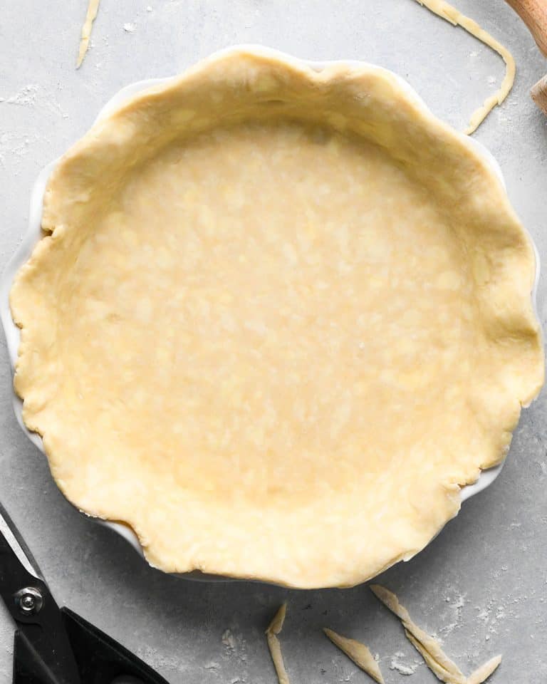 How to Make a Lattice Pie Crust - JoyFoodSunshine