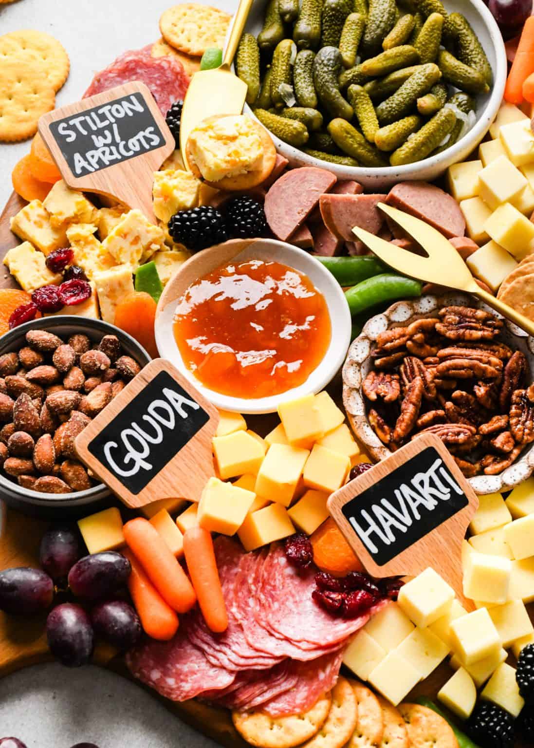 How to Make a Charcuterie Board - JoyFoodSunshine