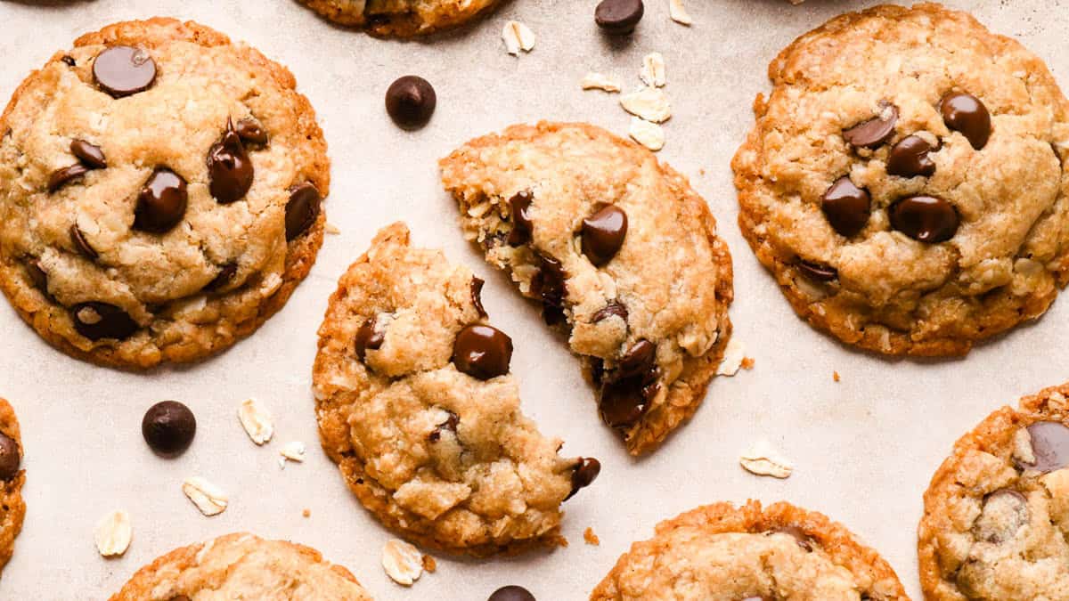 Vegan Oatmeal Cookies - JoyFoodSunshine